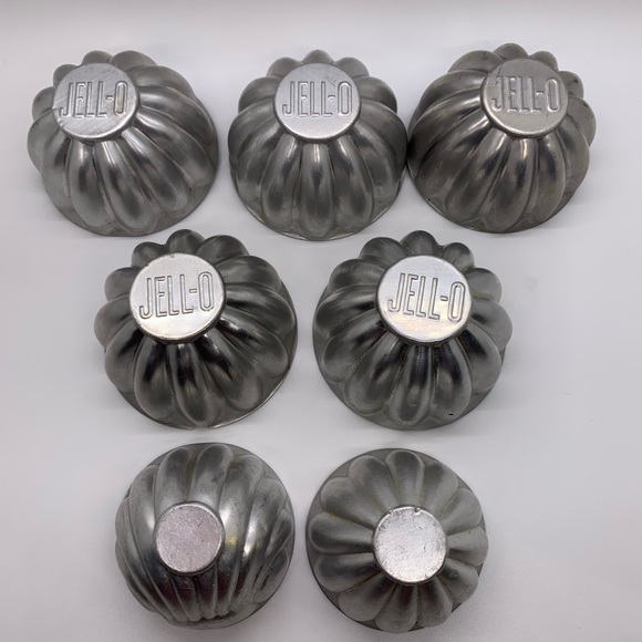 Jello | Kitchen | Vintage Jello Mold Cups 5 Large 2 Small Aluminum ...